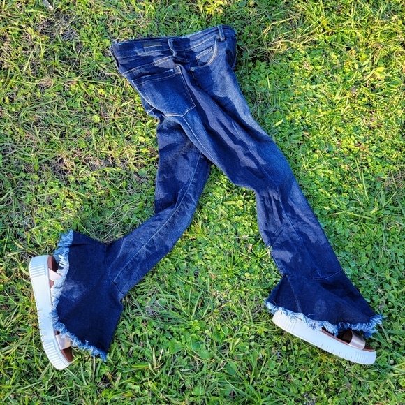 Blank NYC | Jeans | Blank Nyc Flare Bottom Ruffle Jeans | Poshmark
